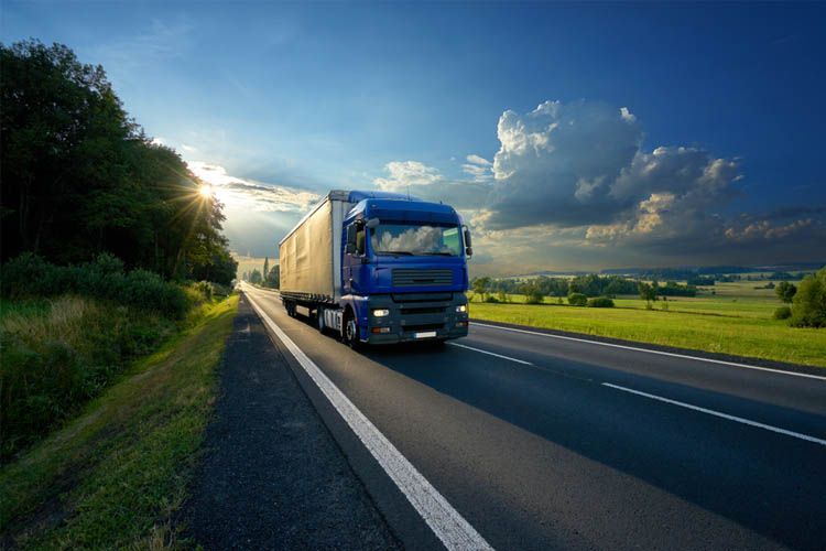 Enclosed Car Carrier | All States Car Transport | Budget Friendly